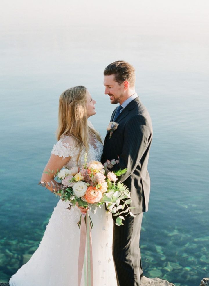 Symbolic and secular wedding ceremony in Switzerland - Marylin Rebelo